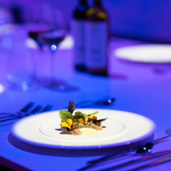 The most special restaurant of the Netherlands - Dinner in Motion